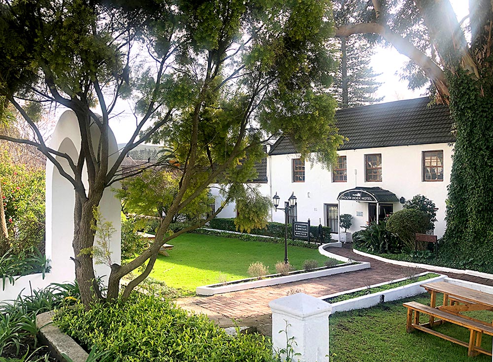 Houw Hoek Hotel, Houw Hoek Village - The Expedition Project
